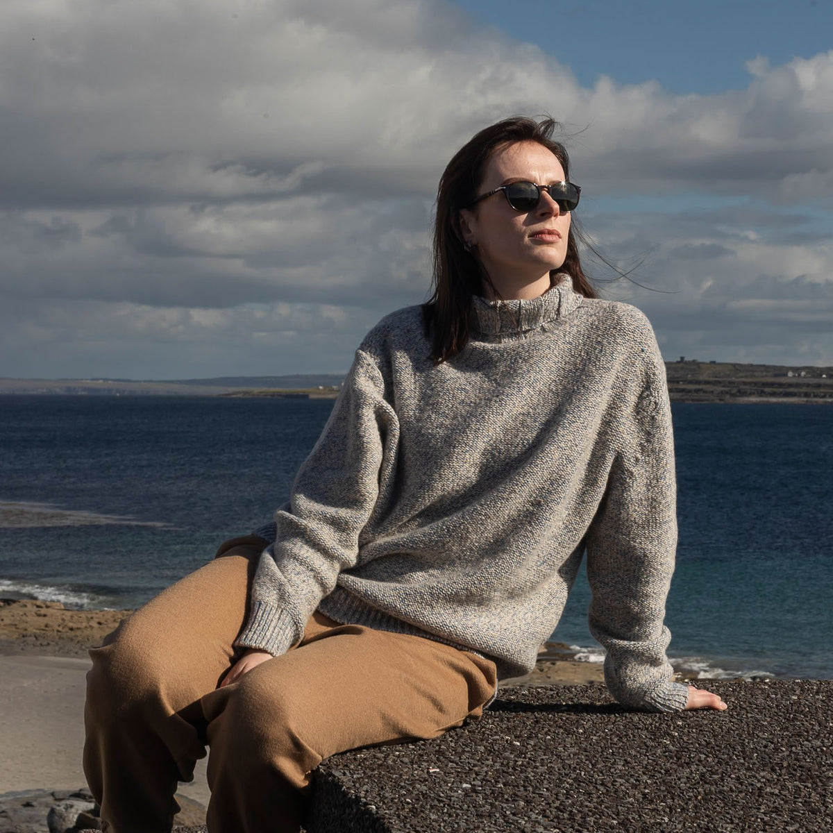 Women's 100% Cashmere Roll Neck – Inis Meáin Knitting Company